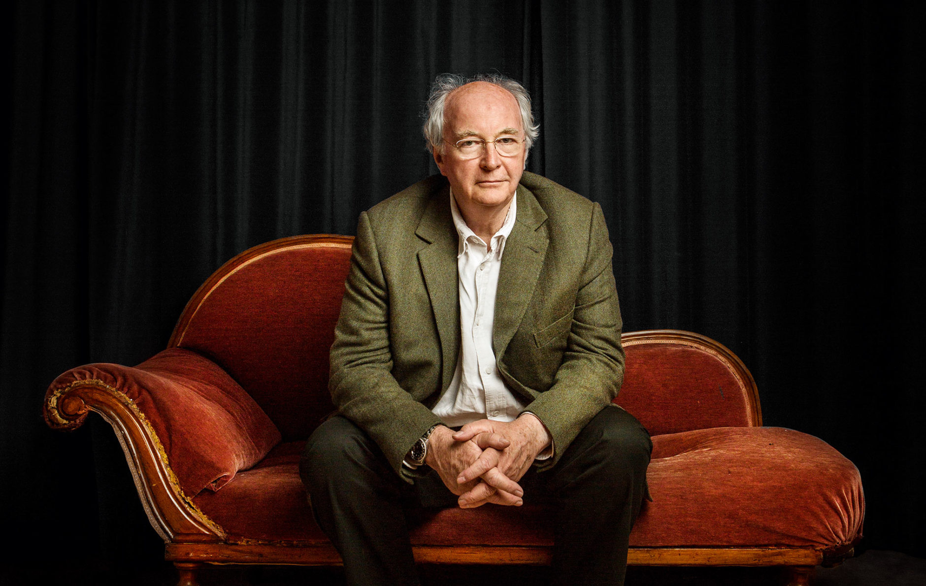 Philip Pullman om kyrkans makt och »Den mörka materian« | Vi Läser