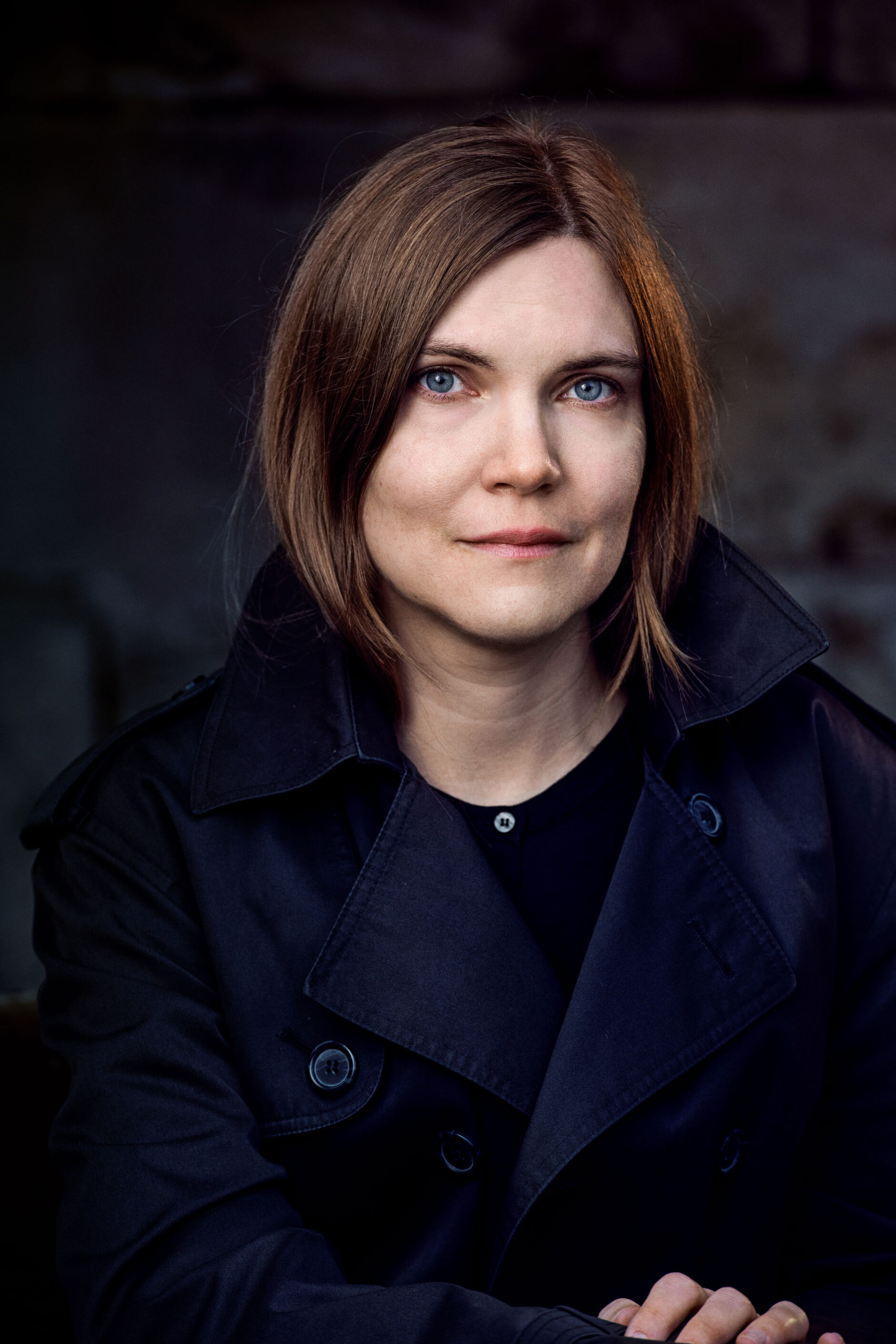 Sara Bergmark Elfgren: »Jag gick rakt in i mörkret« | Vi Läser